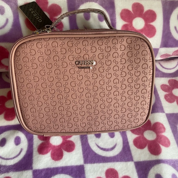 Guess | Bags | Guess Make Up Case | Poshmark